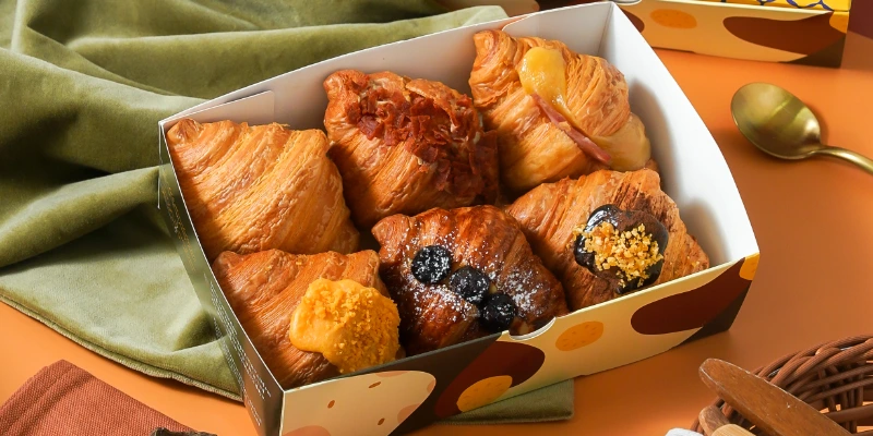 Premium Snackbox ขนมเบรคพรีเมี่ยม รับจัดชุดอาหารว่าง | Susan Croissant